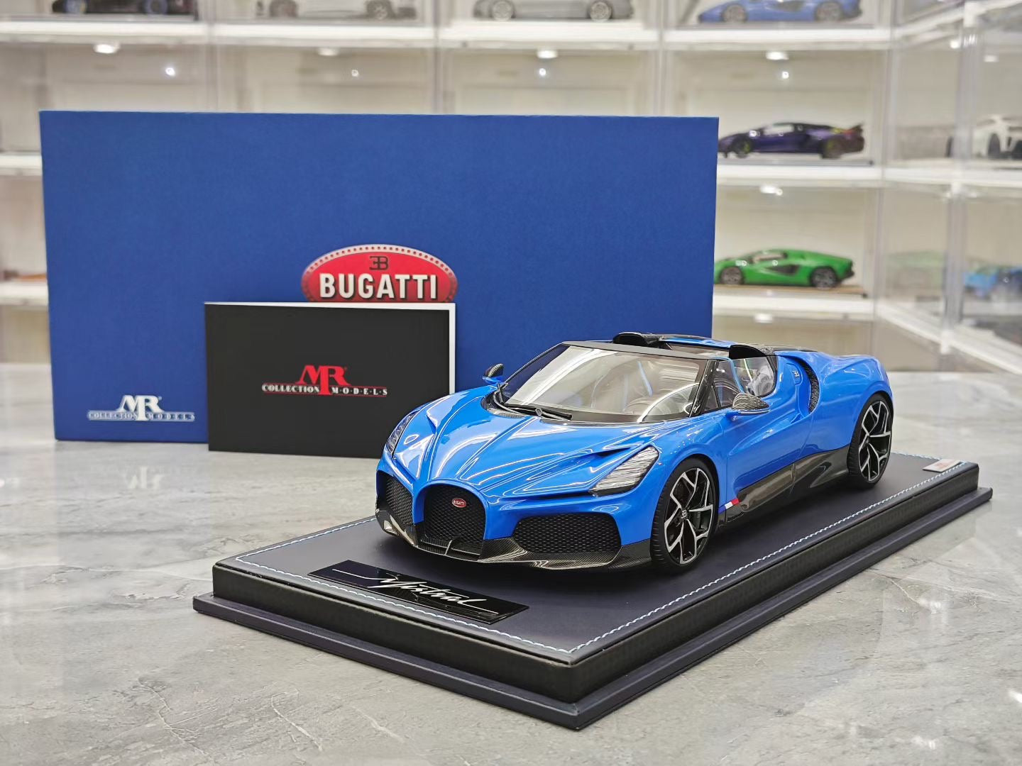 MR 1/18 Bugatti W16 Mistral Convertible – 7Model